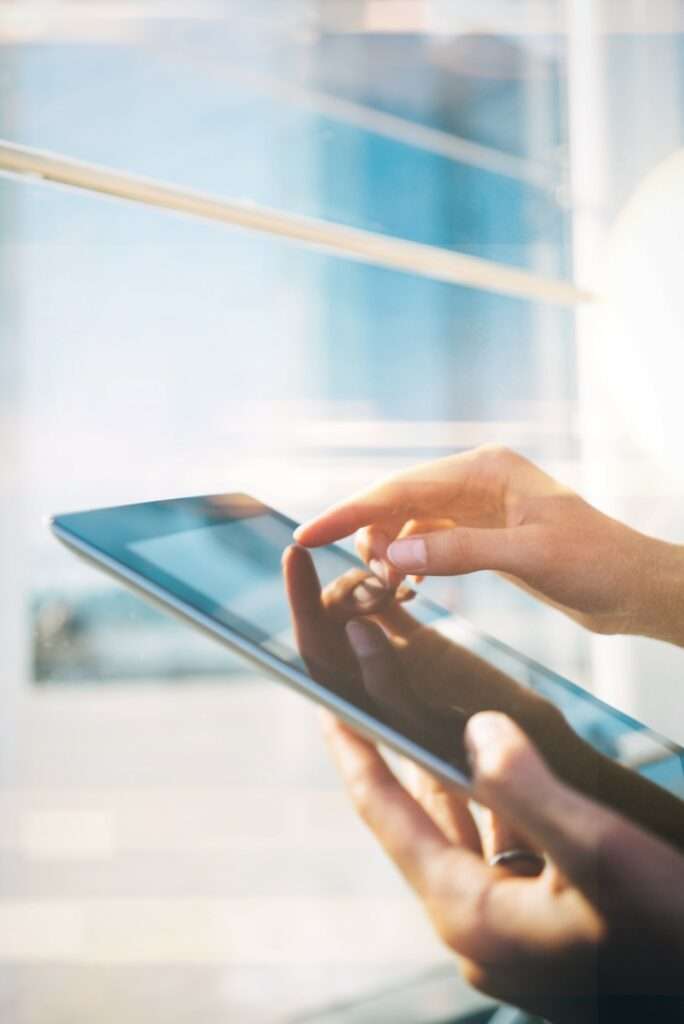 Experience frictionless logistics automation - Lyngsoe Systems