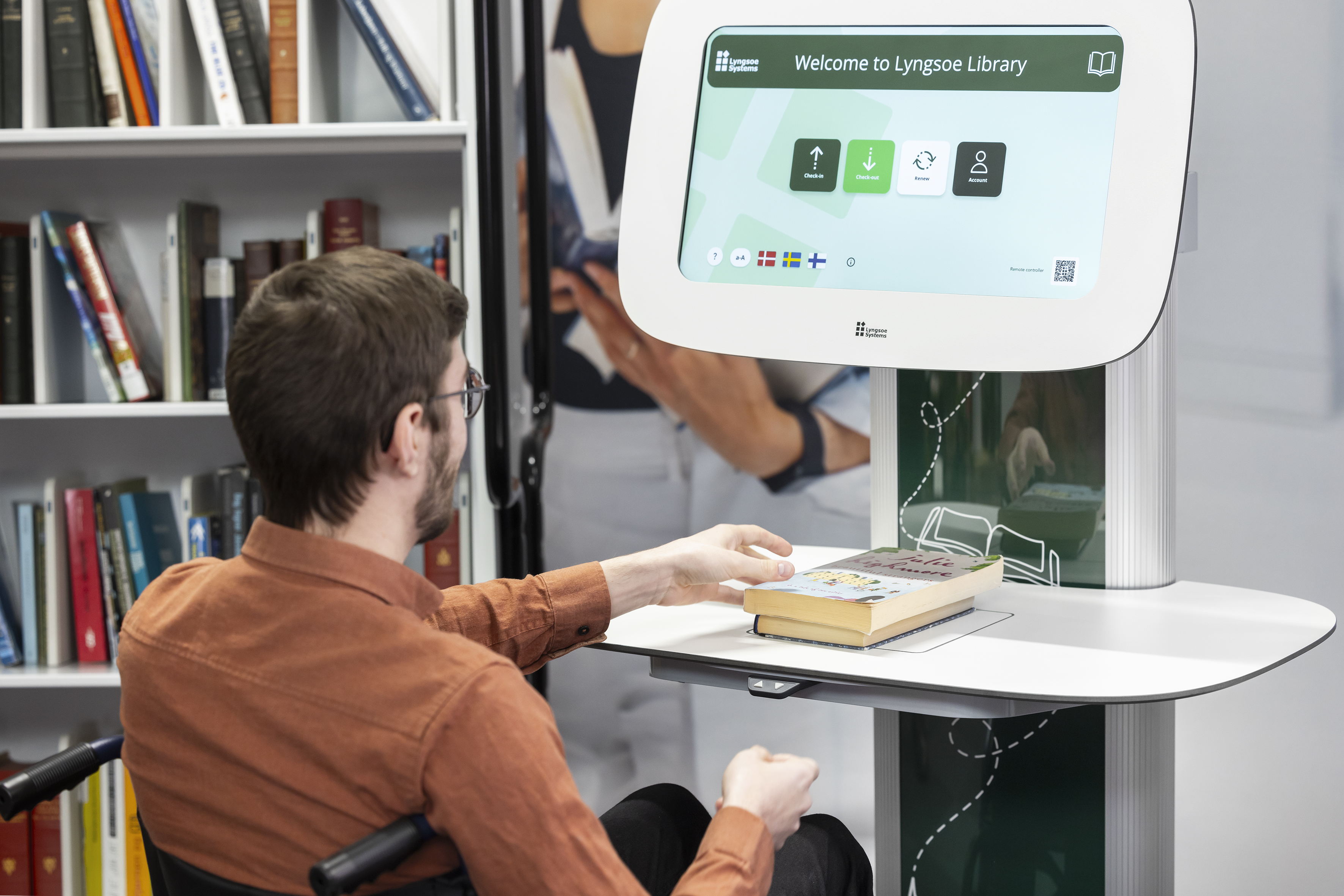 Elevate your Library with the new Lyngsoe LibDeco self-service kiosk