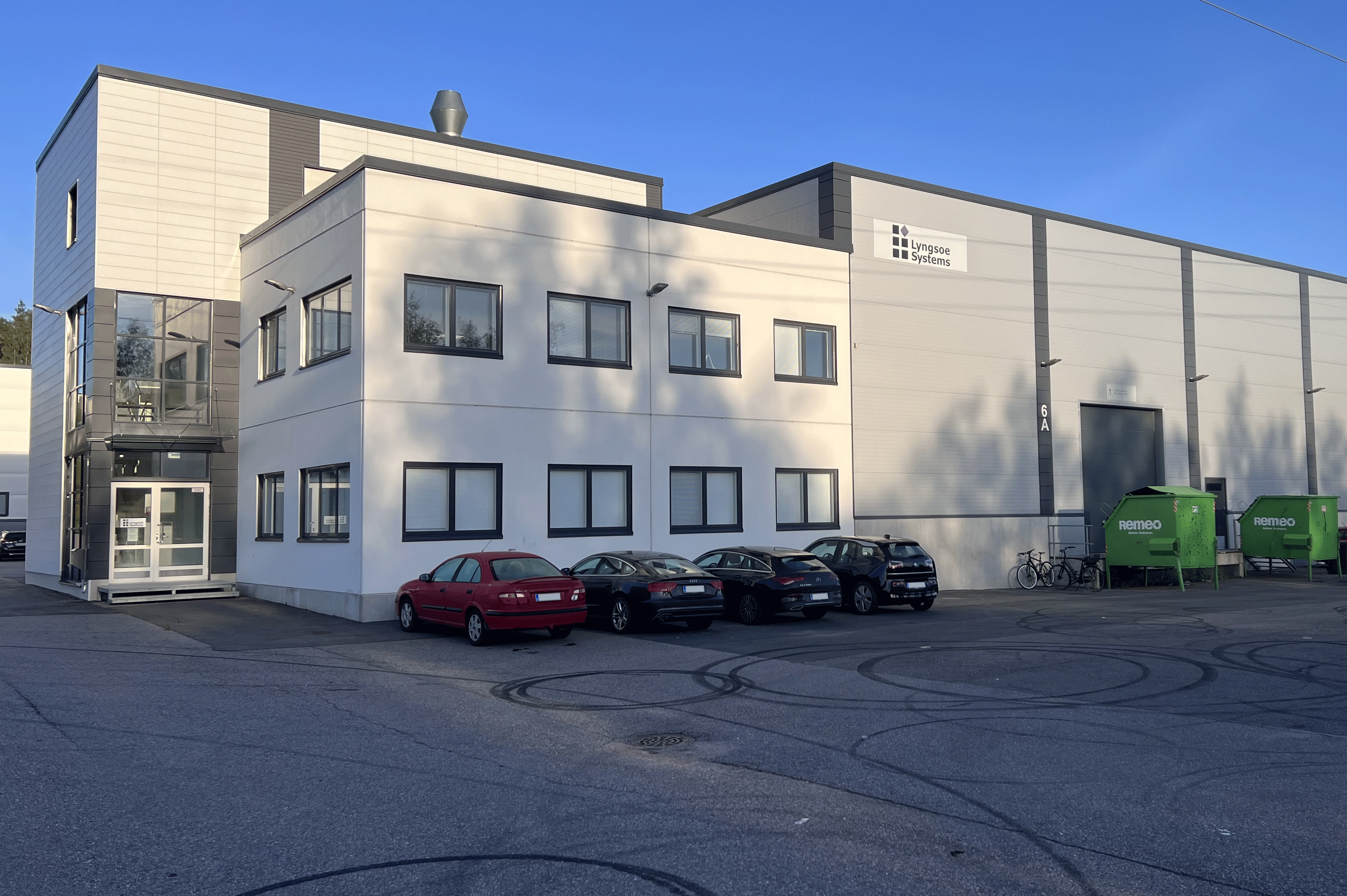 Experience frictionless logistics automation - Lyngsoe Systems