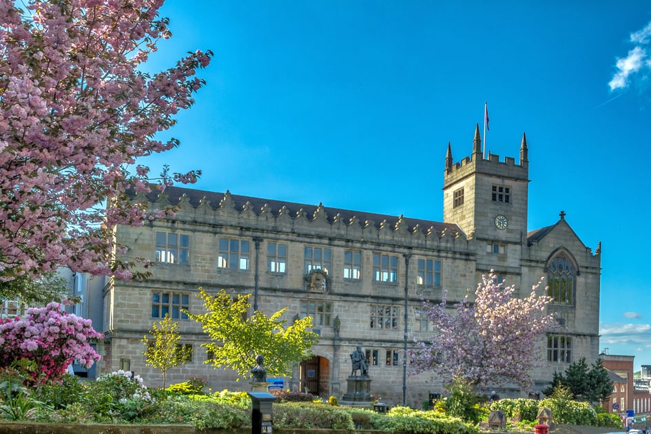 Shropshire Libraries Enhance Services with Lyngsoe LibDeco™ Kiosks